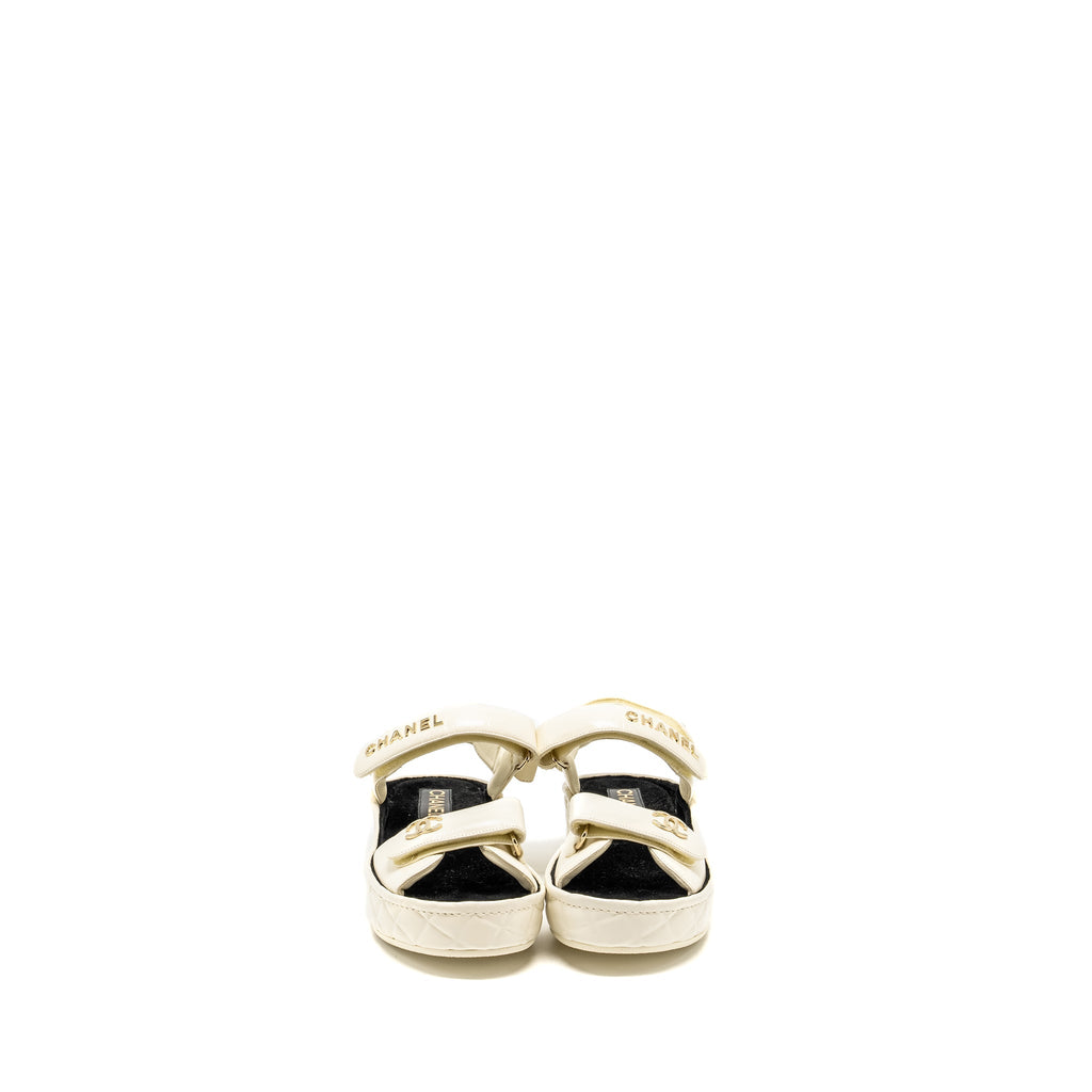 Chanel 21B CC And Letter Logo Sandals Shiny Calfskin Ivory – Roziera